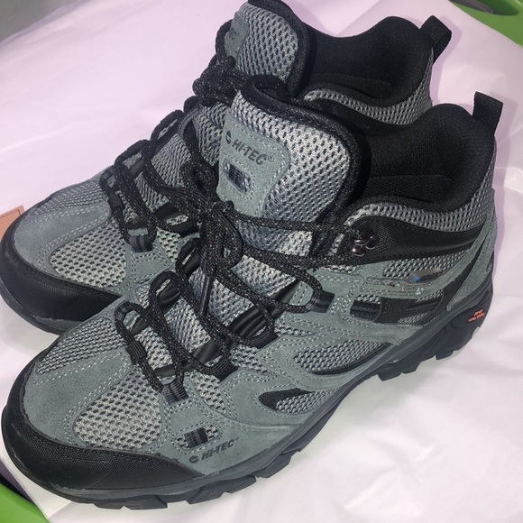 Hi-Tec | Shoes | Hitec Md Traction Boots Mens 85x | Poshmark
